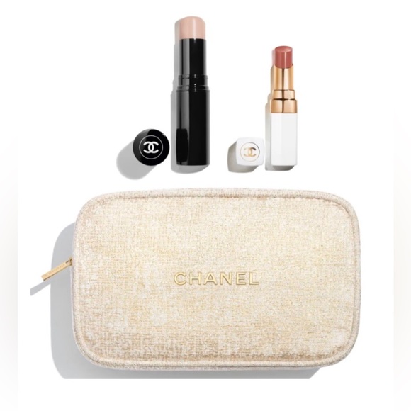 CHANEL | Makeup | Chanel Holiday Gift Set Easy Come Easy Glow Makeup ...